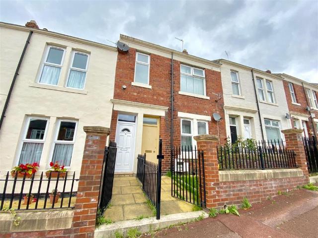 2 bedroom duplex to rent