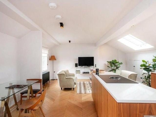 2 bedroom duplex to rent