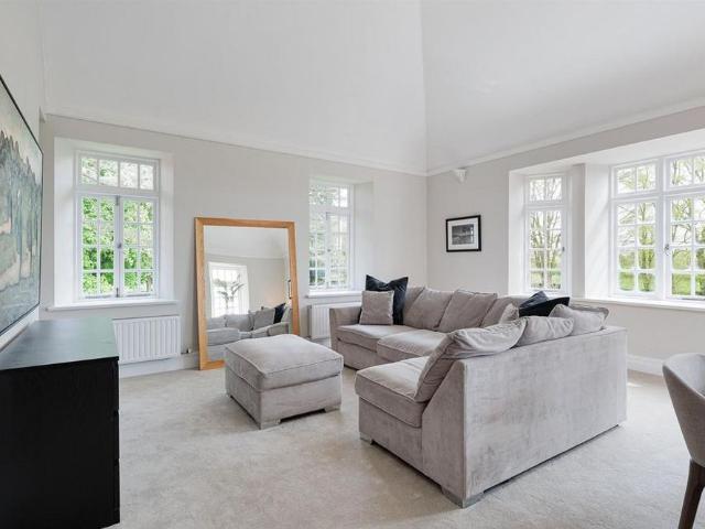 2 bedroom duplex to rent