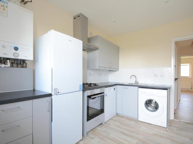 2 bedroom duplex to rent