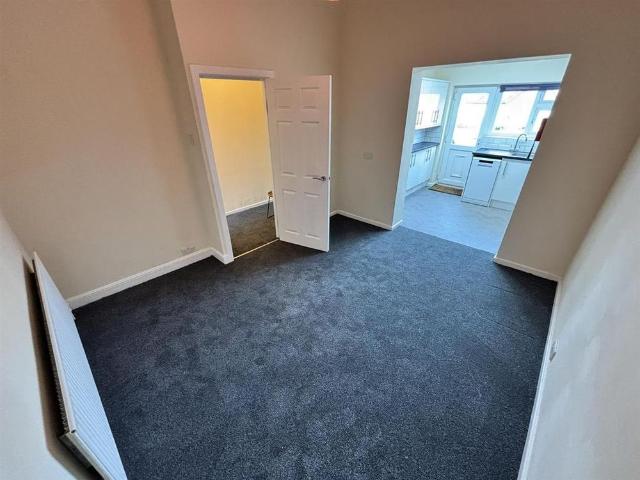 2 bedroom duplex to rent