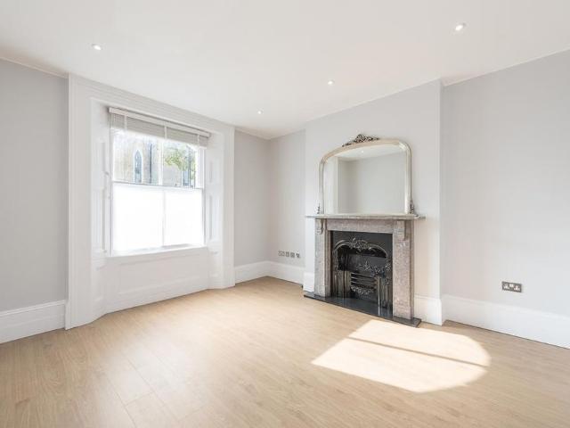 2 bedroom duplex to rent