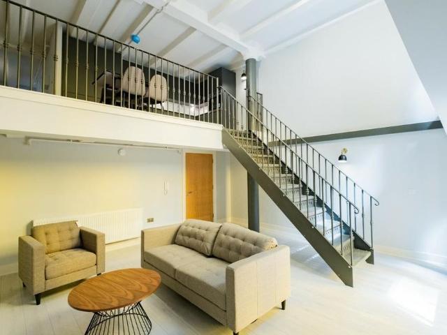 2 bedroom duplex to rent