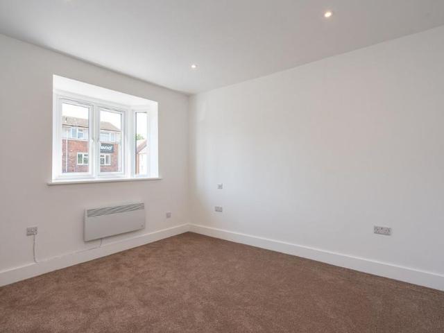 2 bedroom duplex to rent