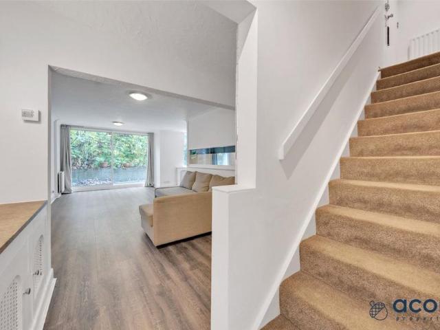 2 bedroom duplex to rent