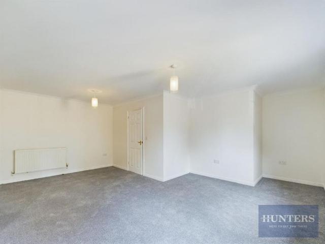 2 bedroom duplex to rent