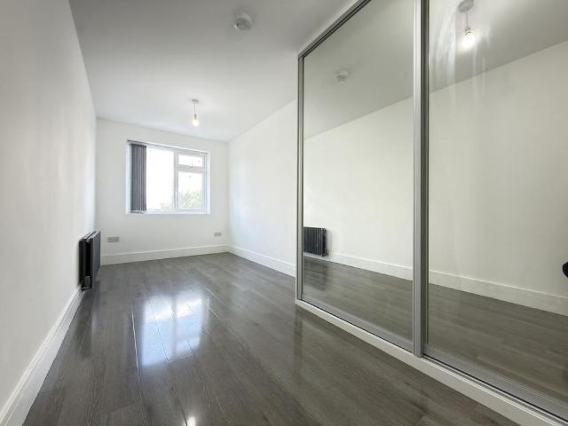 2 bedroom duplex to rent