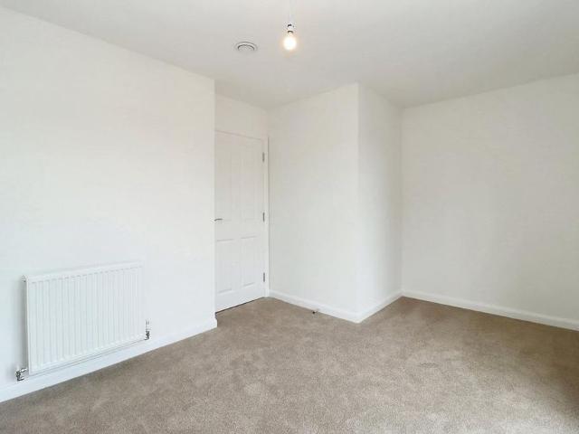 2 bedroom duplex to rent