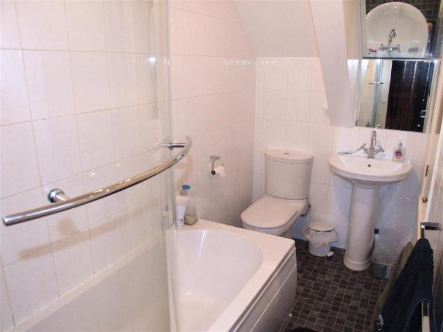 2 bedroom duplex to rent