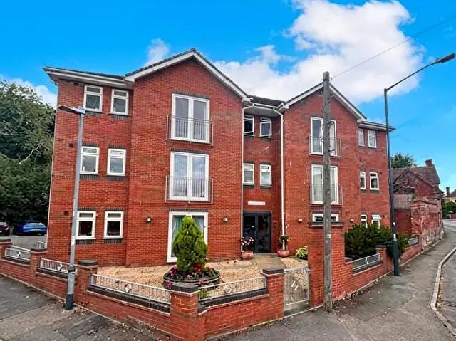 2 Bedroom Duplex To Rent In The Blundells, Goodway House The Blundells, CV8