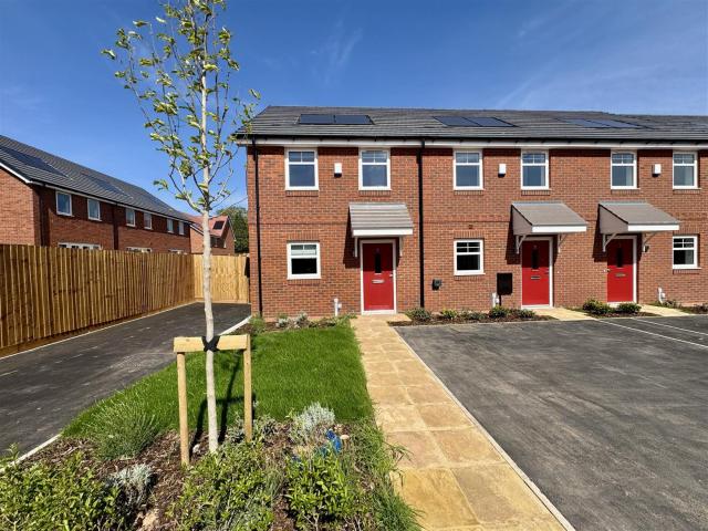 2 Bedroom End of Terrace