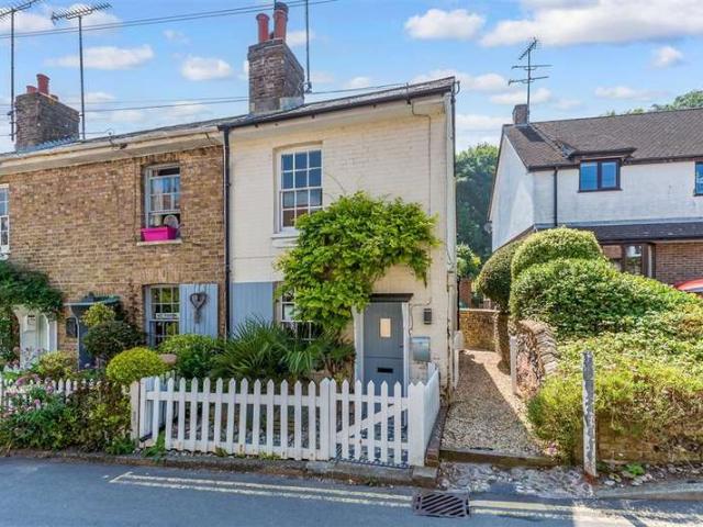 2 Bedroom End Of Terrace House