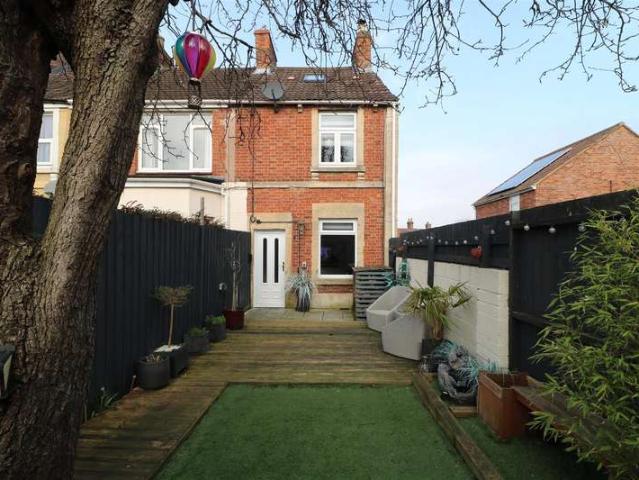 2 Bedroom End Of Terrace House