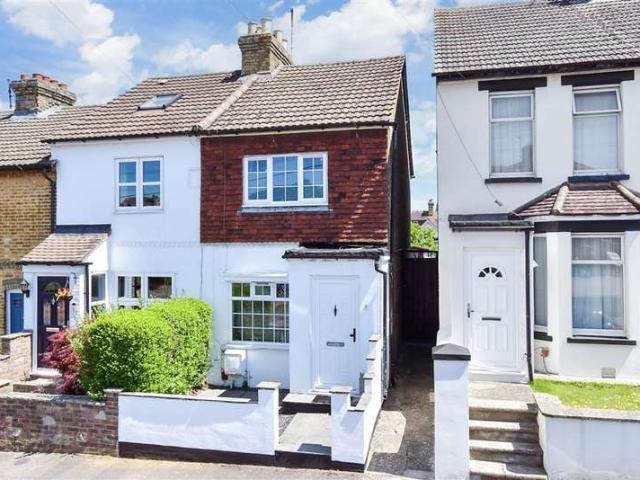 2 Bedroom End Of Terrace House