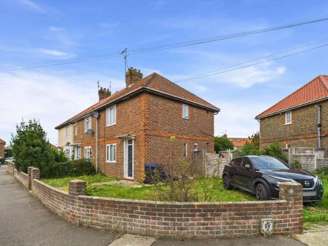 2 Bedroom End Of Terrace House