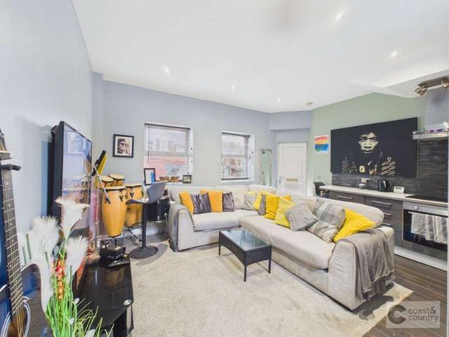 2 Bedroom End Of Terrace House