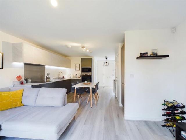 2 bedroom End of Terrace House