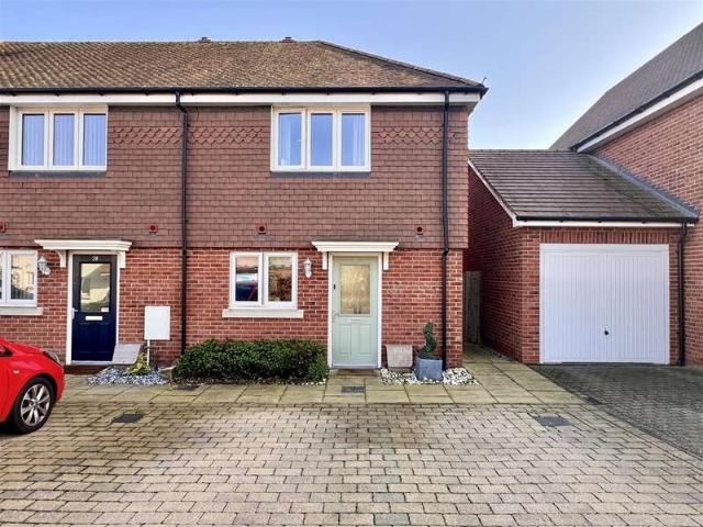 2 Bedroom End Of Terrace House