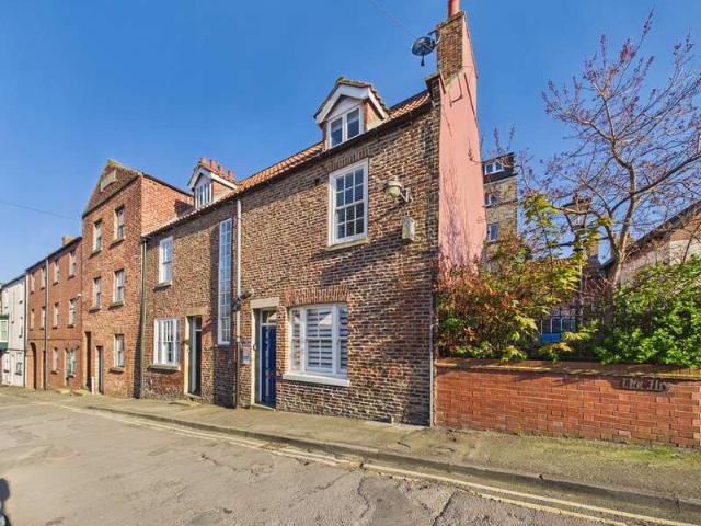 2 Bedroom End Of Terrace House