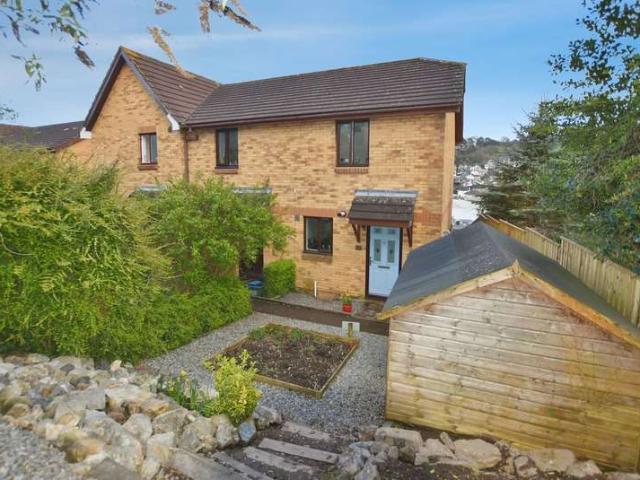 2 Bedroom End Of Terrace House