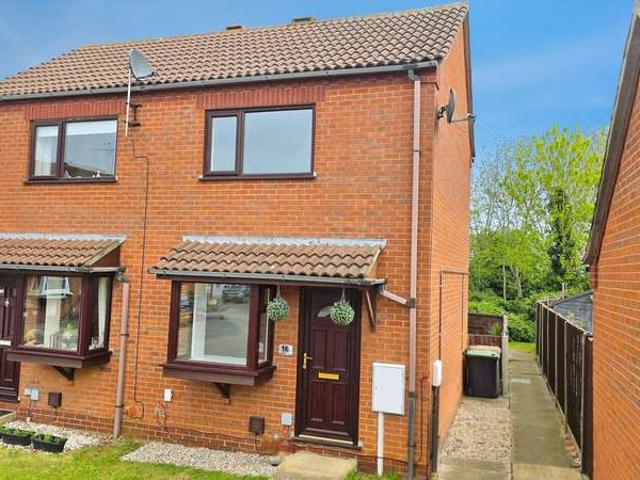 2 Bedroom End Of Terrace House