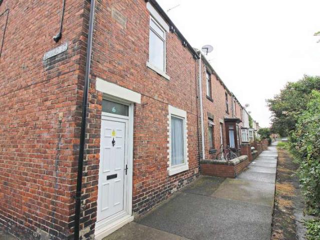 2 Bedroom End Of Terrace House
