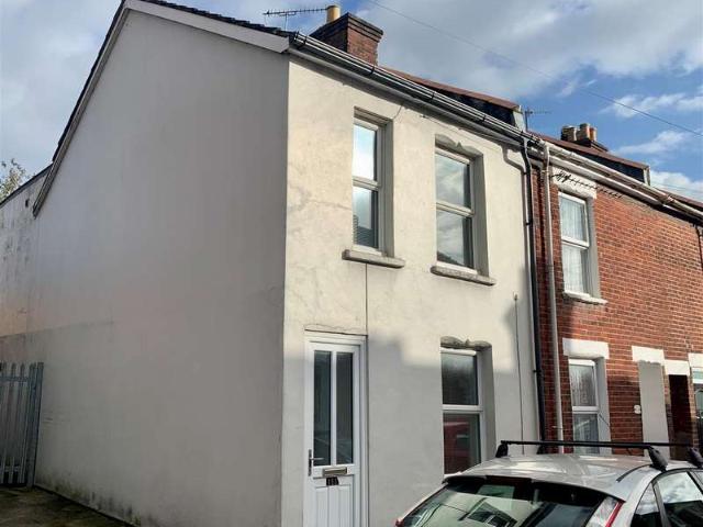 2 Bedroom End Of Terrace House