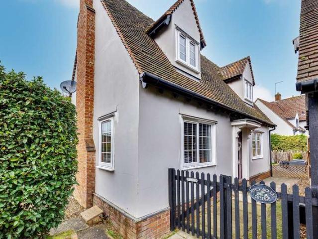 2 Bedroom End Of Terrace House