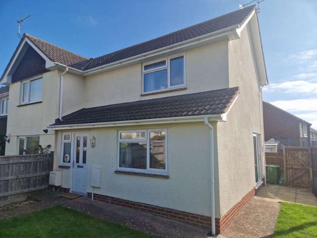 2 Bedroom End Of Terrace House