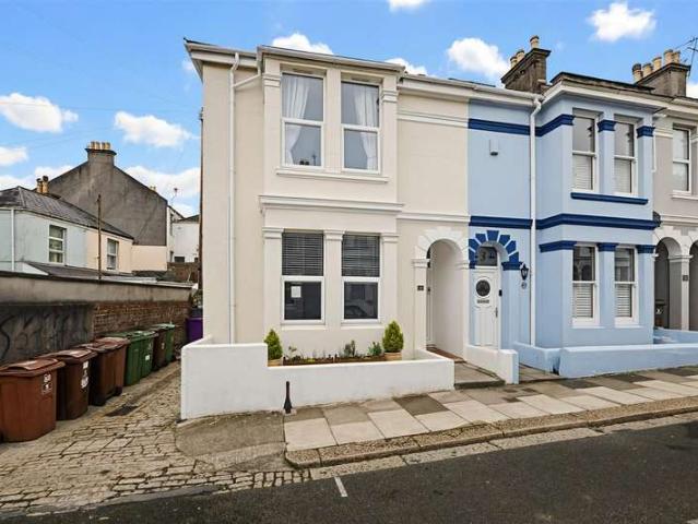 2 Bedroom End Of Terrace House