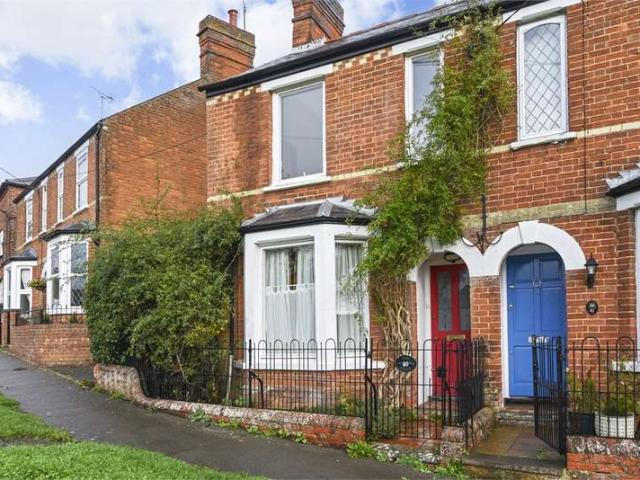 2 Bedroom End Of Terrace House
