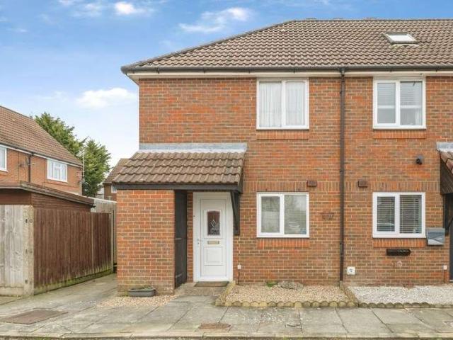 2 Bedroom End Of Terrace House