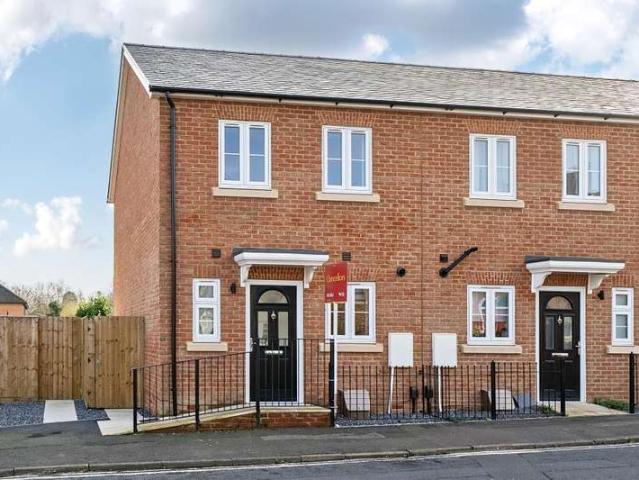 2 Bedroom End Of Terrace House
