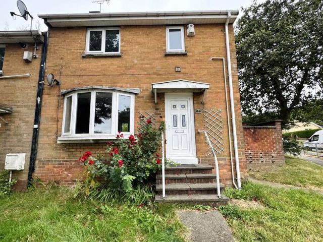 2 Bedroom End Of Terrace House