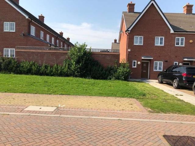 2 Bedroom End Of Terrace House