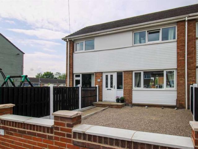 2 Bedroom End Of Terrace House