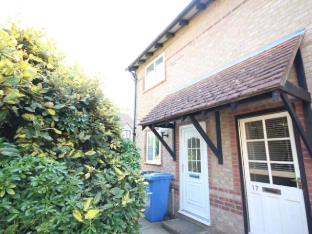2 Bedroom End of Terrace House