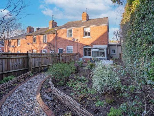 2 Bedroom End Of Terrace House