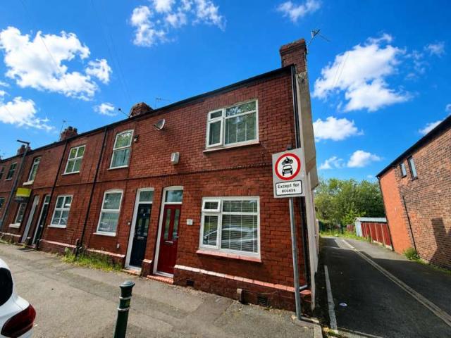 2 Bedroom End Of Terrace House