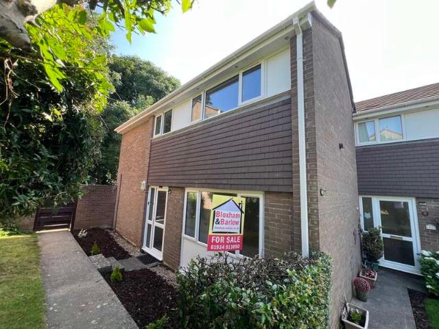 2 Bedroom End Of Terrace House