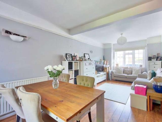 2 Bedroom End Of Terrace House