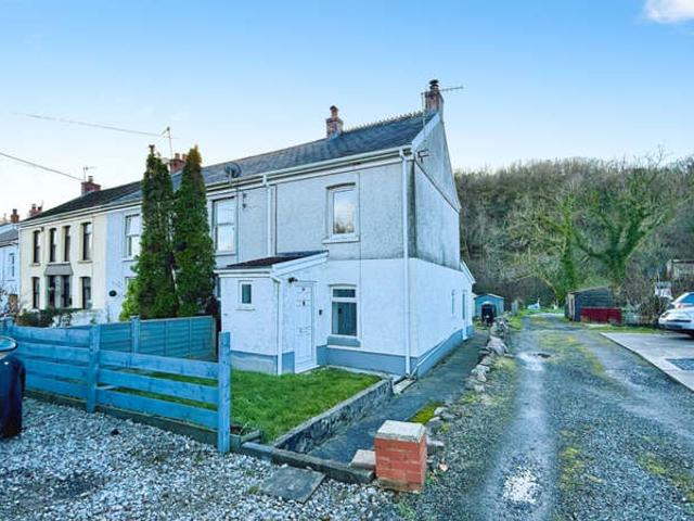 2 Bedroom End Of Terrace House