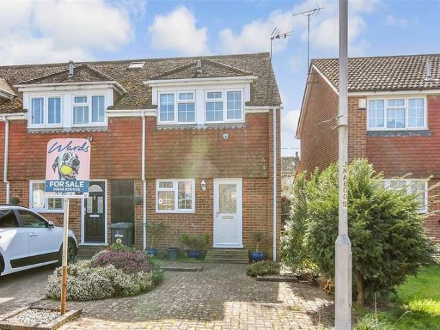 2 Bedroom End Of Terrace House