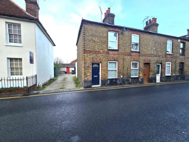 2 Bedroom End Of Terrace House