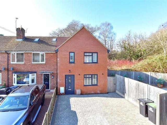2 Bedroom End Of Terrace House