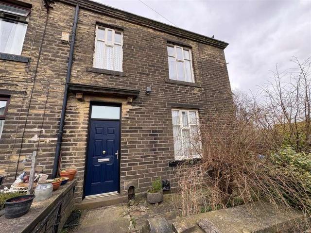 2 Bedroom End Of Terrace House