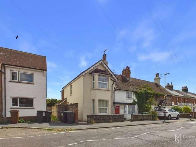 2 Bedroom End Of Terrace House