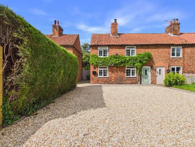 2 Bedroom End Of Terrace House
