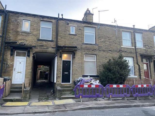 2 Bedroom End Of Terrace House