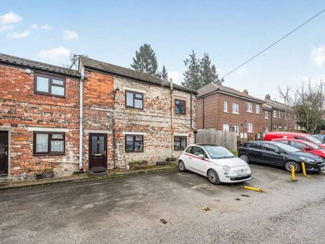 2 Bedroom End Of Terrace House